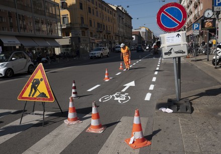 __COUNT__ A new dangerous cycle path in Milan, Italy - 20 May 2020 ...