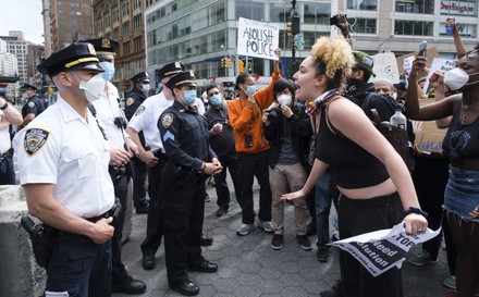 People Yell Police Officers During Protest Editorial Stock Photo ...