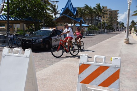Hollywood Police Patrol Beach Make Sure Editorial Stock Photo - Stock ...