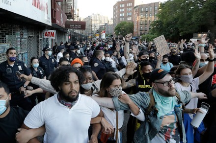 Peaceful Protesters Lock Arms Surround Police Editorial Stock Photo ...