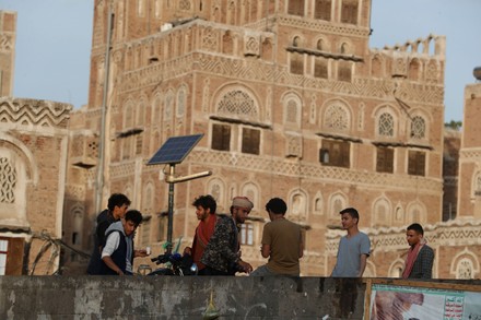 Yemenis Gather Pedestrian Bridge Amid Ongoing Editorial Stock Photo ...