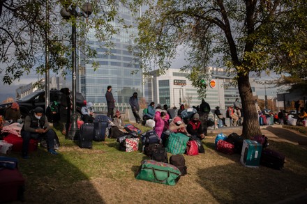 Bolivian Citizens Stranded Chile After Border Editorial Stock Photo ...