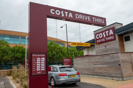56 Slough retail park Stock Pictures, Editorial Images and Stock Photos ...