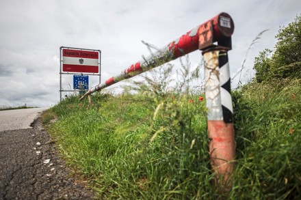 Border Sign Border Barrier Seen Austrian Editorial Stock Photo - Stock ...