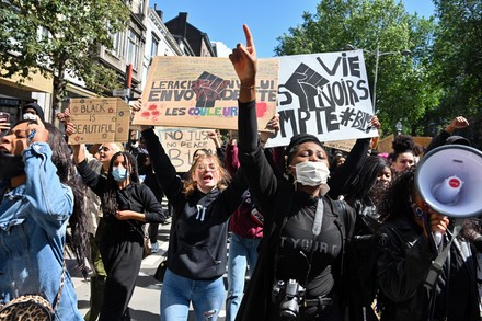 Thousand People Gathered Pacifist Demonstration Following Editorial ...