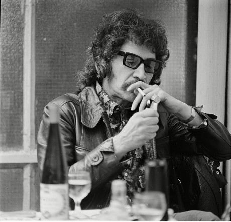 Peter Wyngarde Signing Autographs Children Outside Editorial Stock ...