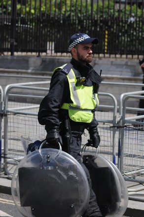 Policeman Carries Shields Distribution Officers Editorial Stock Photo ...