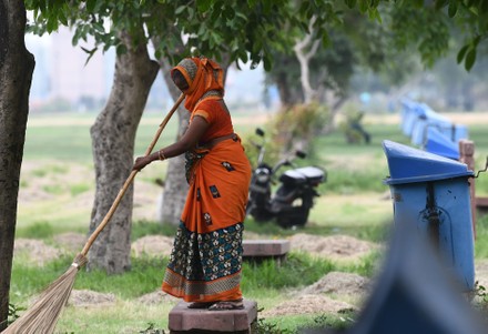 Ndmc Employee Seen Work India Gate Editorial Stock Photo - Stock Image ...
