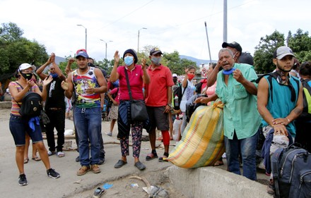 Venezuelan Citizens Who Want Cross Their Editorial Stock Photo - Stock ...