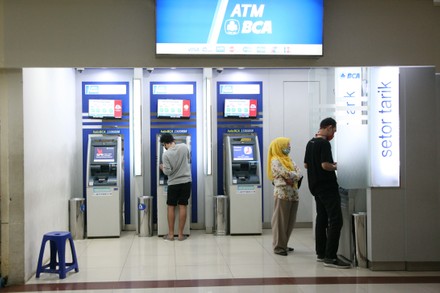 Customers Wear Masks Using Automatic Teller Editorial Stock Photo ...