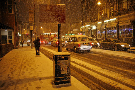 Traffic Snow Bad Weather London England Editorial Stock Photo - Stock ...