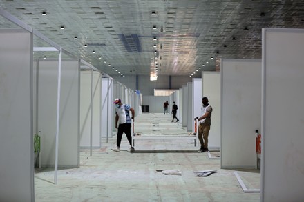 250 Iraqi construction workers Stock Pictures, Editorial Images and ...