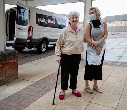 Resident Margaret Garratt Aged 88 Home Editorial Stock Photo - Stock ...