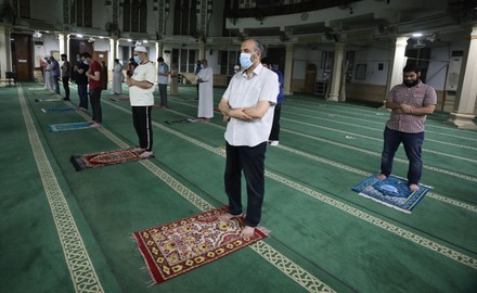 People Pray While Observing Safe Distancing Editorial Stock Photo ...