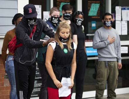 Savannah Kinzer Comforted By Fellow Employees Editorial Stock Photo ...
