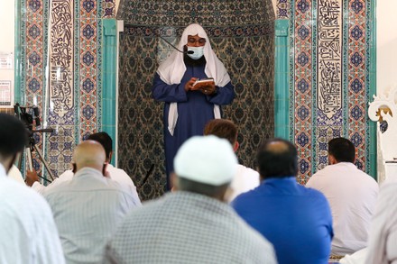 Imam Ishaq Jasat Conducts Prayers Wightman Editorial Stock Photo ...