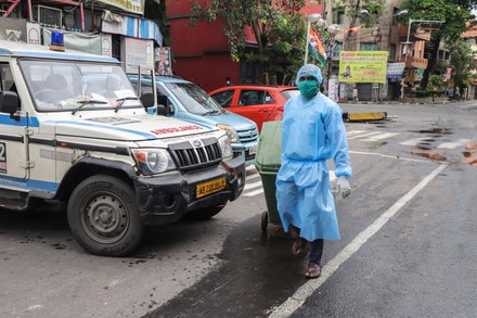 Hospital Worker Wearing Personal Protective Equipment Editorial Stock ...
