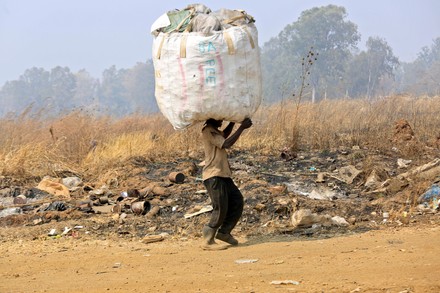 250 Heavy sack Stock Pictures, Editorial Images and Stock Photos ...