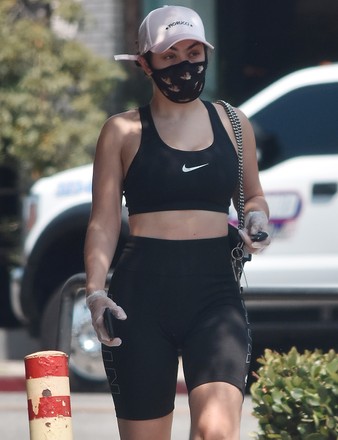 Charli Xcx Wearing Mask Plastic Gloves Editorial Stock Photo - Stock ...