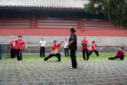 Senior People Practice Traditional Chinese Aerobic Editorial Stock ...
