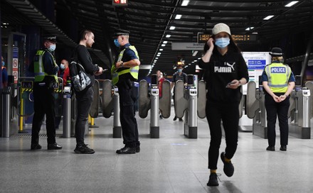 Antiterror Police Officers Patrol Train Station Editorial Stock Photo ...