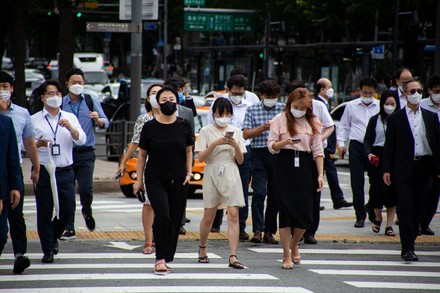 People Wearing Masks Cross Street Seoul Editorial Stock Photo - Stock ...