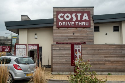 56 Slough retail park Stock Pictures, Editorial Images and Stock Photos ...