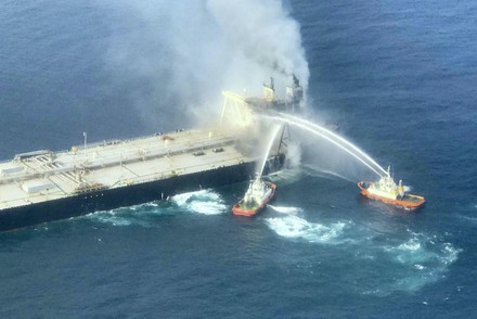 69 Dousing flames Stock Pictures, Editorial Images and Stock Photos ...