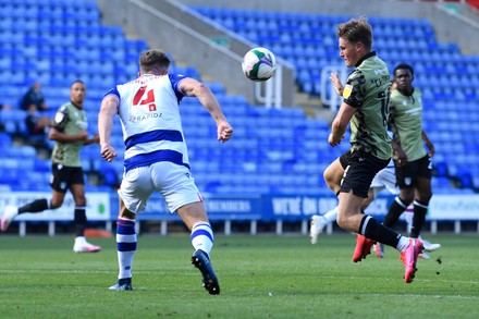 78 Reading v colchester united Stock Pictures, Editorial Images and ...