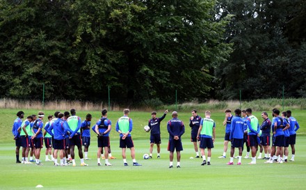 Reading FC Players Training at Bearwood Park the home of Reading FC ...