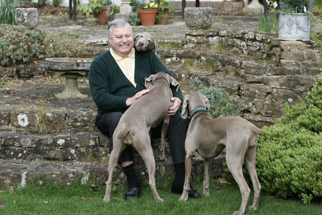 Peter Alliss Golf Commentator Pictured Home Editorial Stock Photo ...