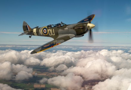 Spitfire flight ahead of the 80th anniversary of the Battle of Britain ...