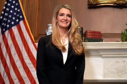 Supreme Court Nominee Judge Amy Coney Barrett meets with Senators at ...