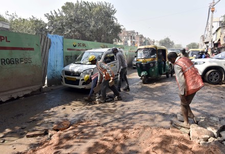 Delhi PWD Minister Satyendar Jain Inspects Ashram Chowk Flyover And ...