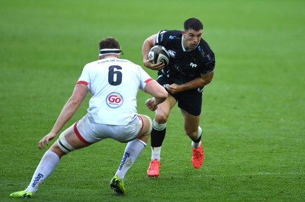Owen Watkin Ospreys Takes On Matthew Editorial Stock Photo - Stock ...