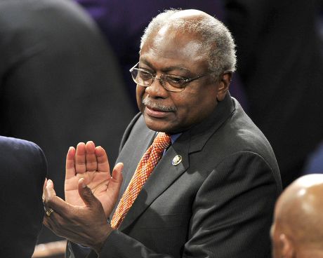 52 James clapping applauding Stock Pictures, Editorial Images and Stock ...