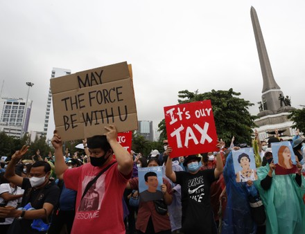Prodemocracy Protesters Hold Placards During Antigovernment Editorial ...