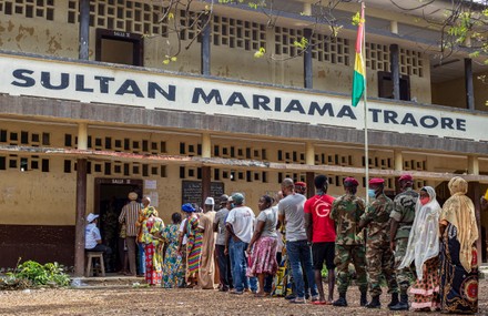 500 Guinea station Stock Pictures, Editorial Images and Stock Photos ...