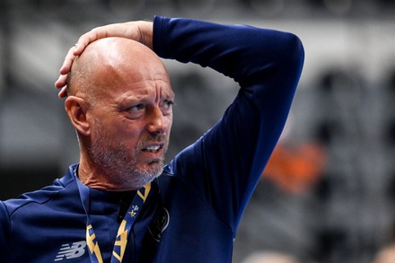 Portos Head Coach Magnus Andersson Reacts Editorial Stock Photo - Stock ...