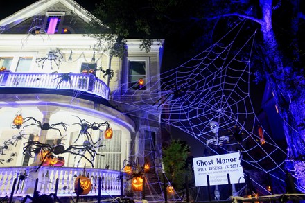 U.S. Louisiana New Orleans Halloween Ghost Manor - 26 Oct 2020 Stock ...