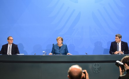 Presser after German Chancellor Merkel's video conference with German ...