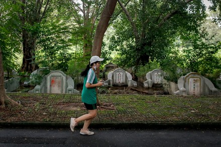 Person Jogs Among Graves Chinese Teochew Editorial Stock Photo - Stock ...