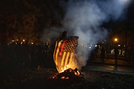 Election Day aftermath 2020, Portland, USA - 04 Nov 2020 Stock Pictures ...