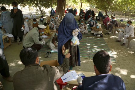 Afghan Woman Receives Cash Counter Pachiragam Editorial Stock Photo ...