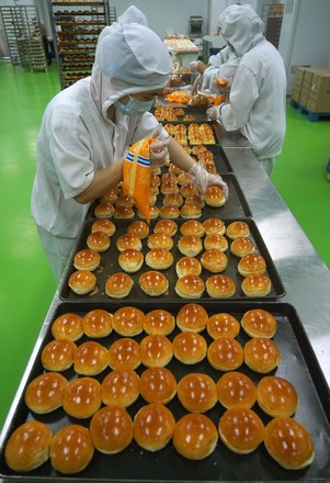 Workers Make Bread Bakery Factory Zixi Editorial Stock Photo - Stock ...