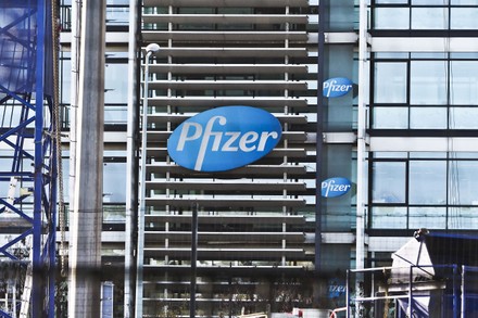 Pfizer Logo Seen Front France Pfizer Editorial Stock Photo - Stock ...