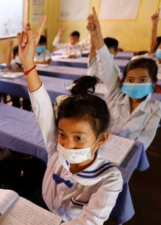 Students Wear Masks During Class School Editorial Stock Photo - Stock ...