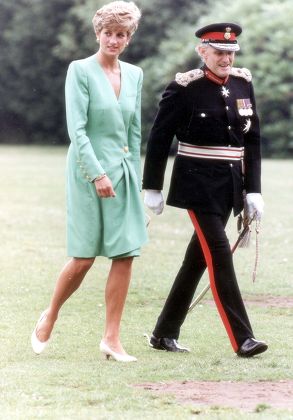Princess Diana 19611997 Arriving By Helicopter Editorial Stock Photo ...
