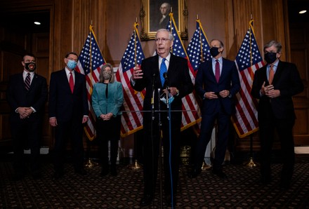 __COUNT__ imágenes de Weekly US Senate Republican Conference Meeting ...
