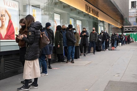 Shoppers Queue Outside Debenhams Department Store Editorial Stock Photo ...